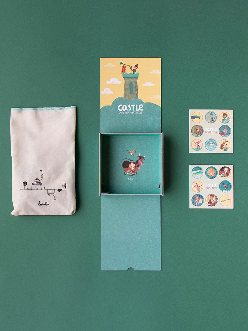 Castle Pocket Puzzle – Luna & Curious